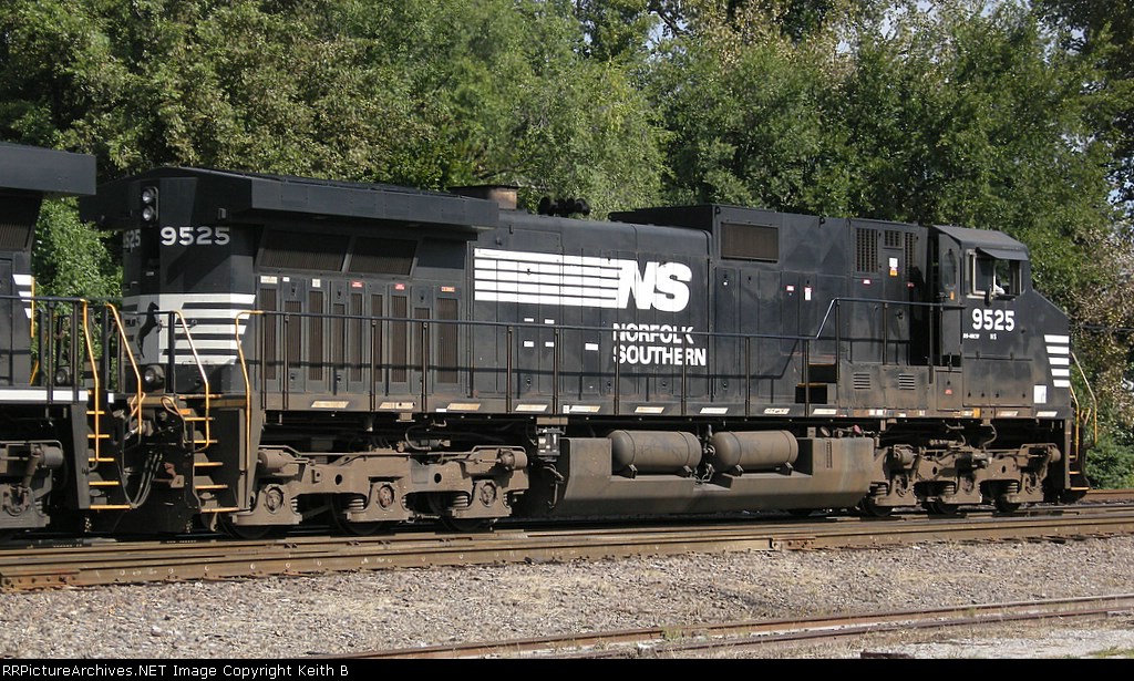 NS 9525